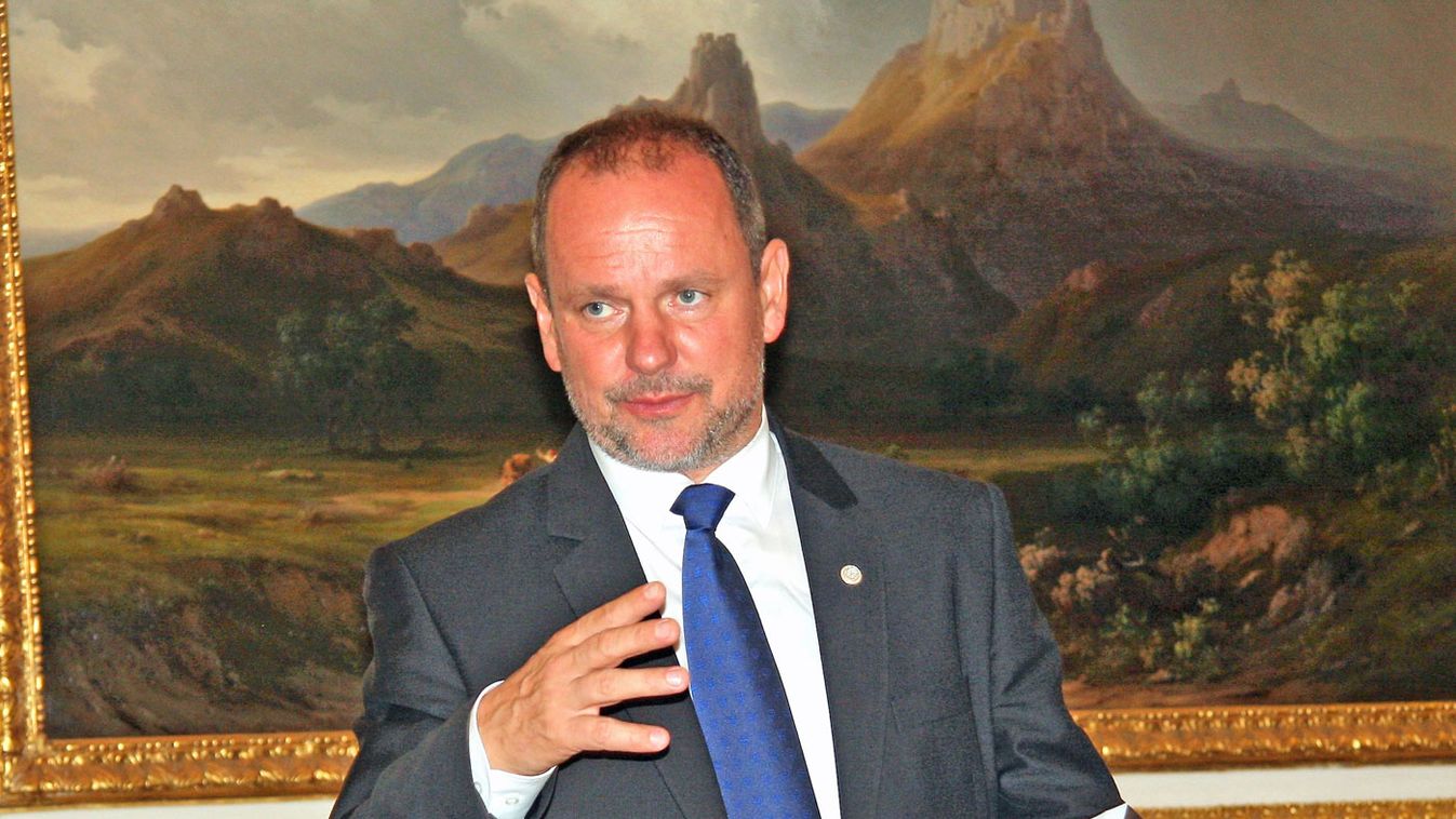 BAMA - Rappai Gábor számokból épít jövőképet