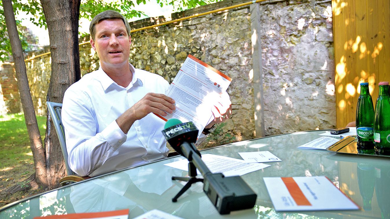 Vári: Pécs is az M9-es autópálya nyomvonalán