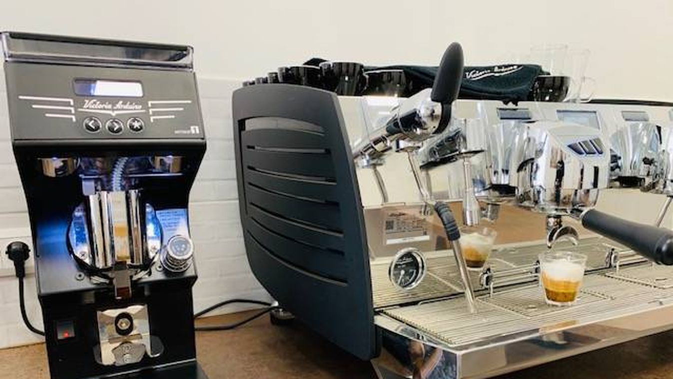 Pécs egyetlen mixer és barista oktatási központja!