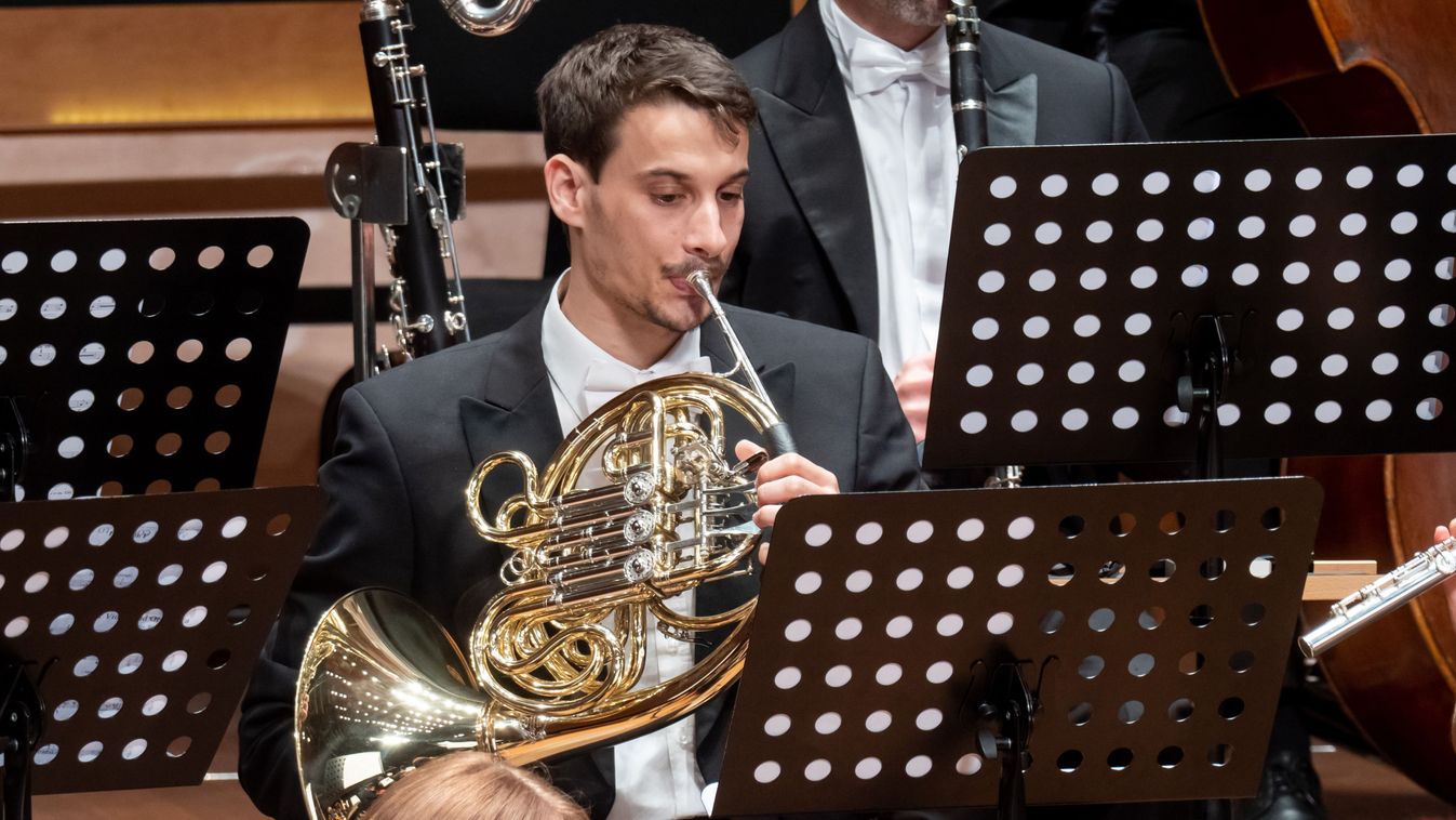 Borbíró Mátét választották évad elején az Év zenekari művészének