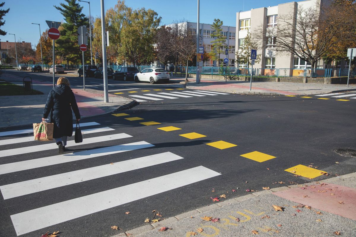 Zebrák épülnek balesetveszélyesen
