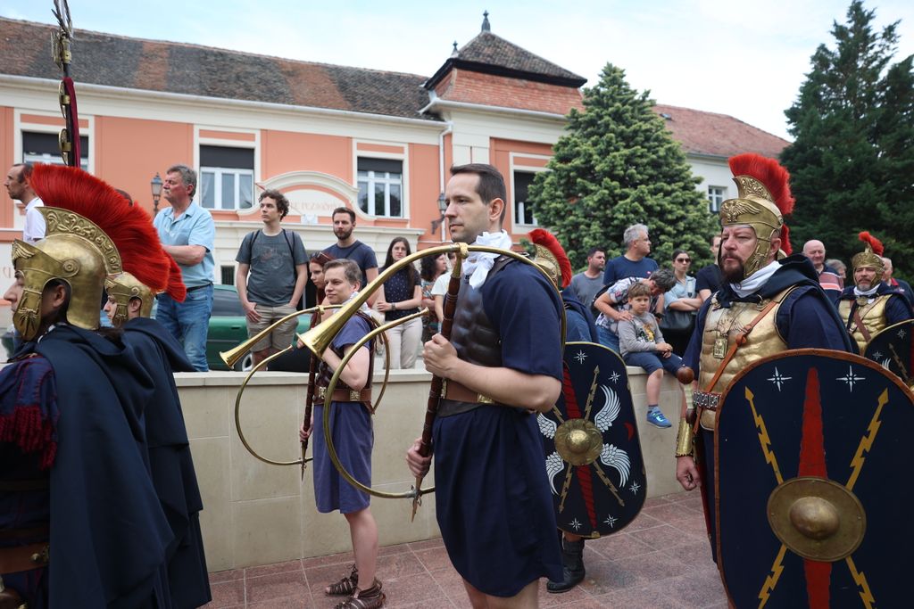 Időutazás az ókorba – nagy sikerrel zárult a pécsi Római Fesztivál ...